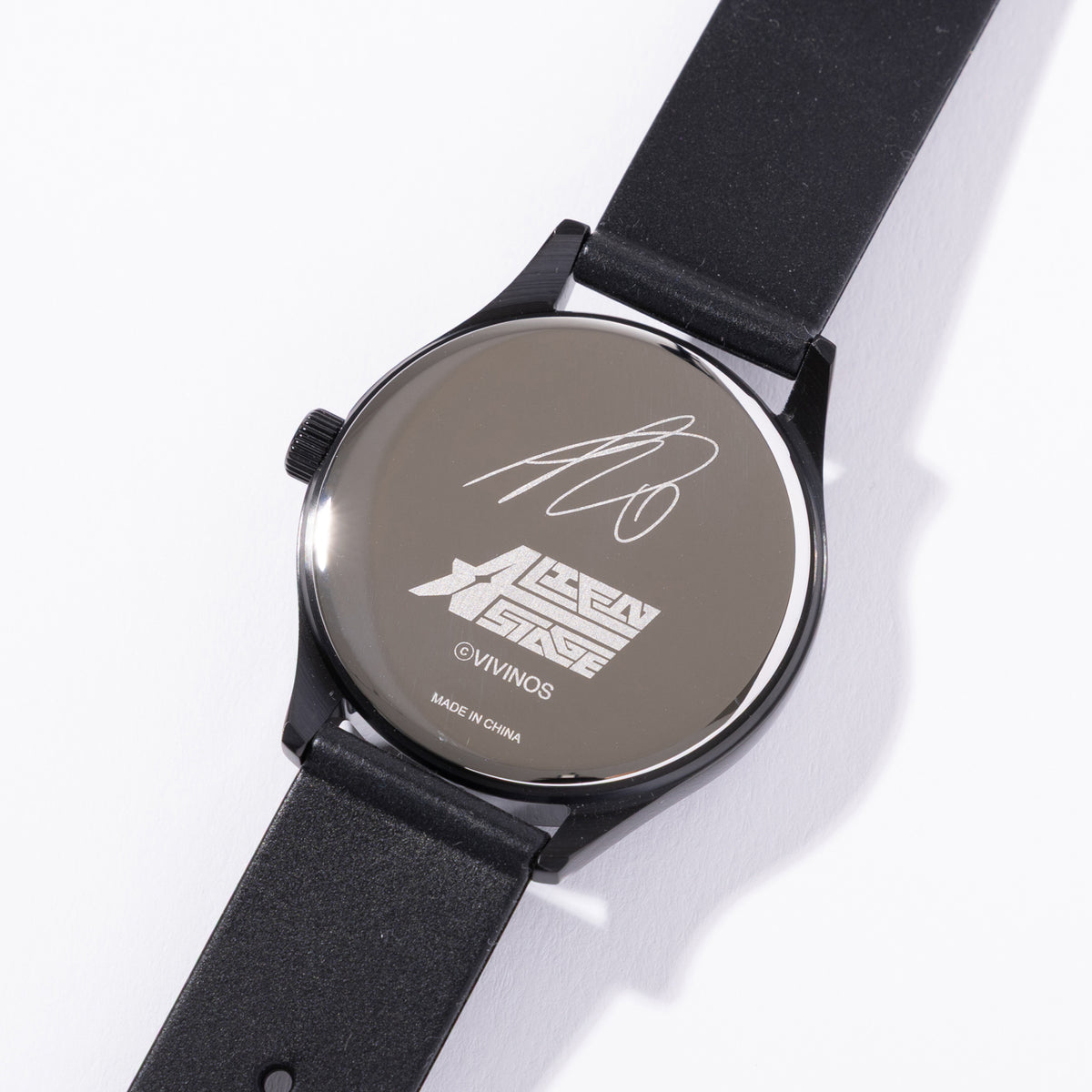 HYUNA Model Watch ALIEN STAGE – SuperGroupies USA