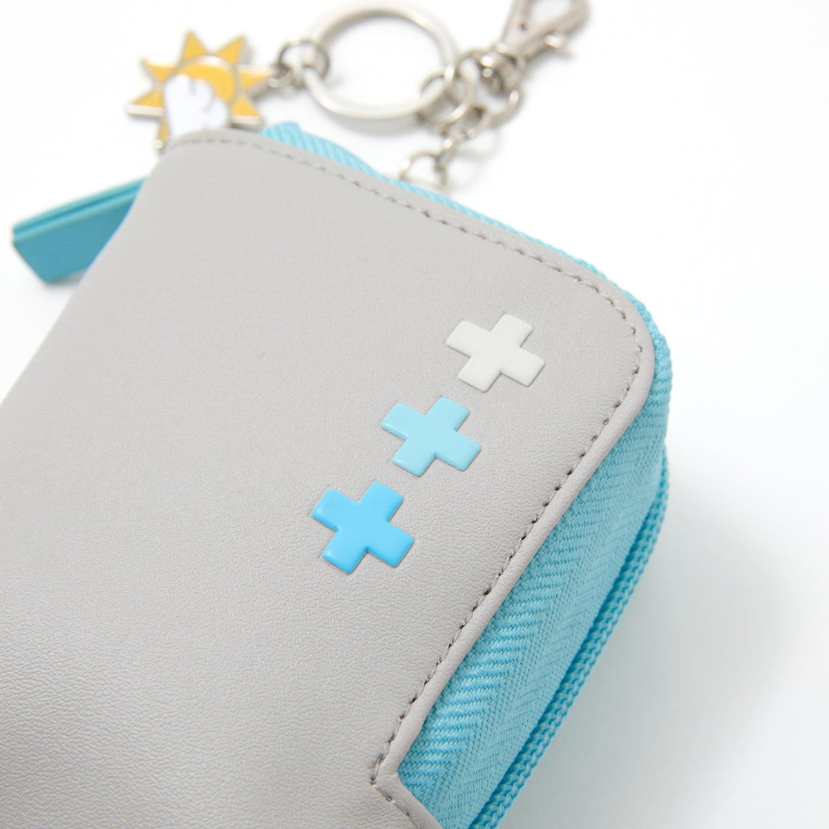 Elira Pendora Model Mini Pouch NIJISANJI EN – SuperGroupies USA