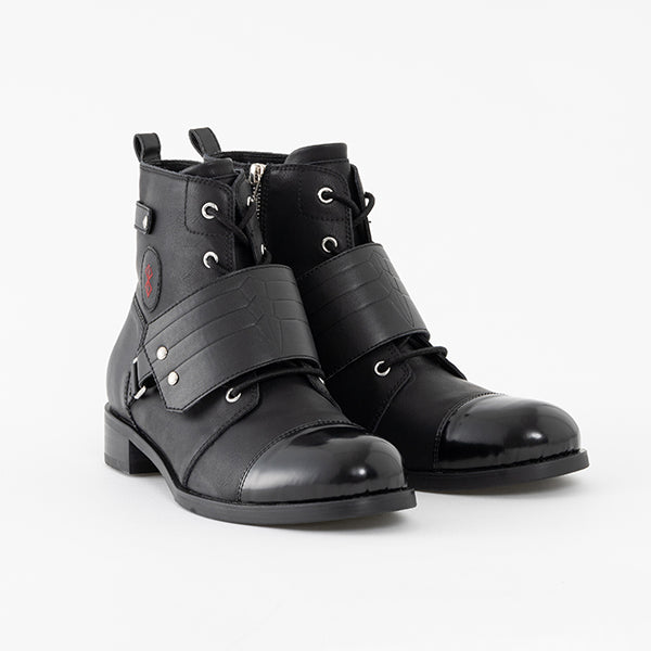 Guts Model Boots Berserk – SuperGroupies USA